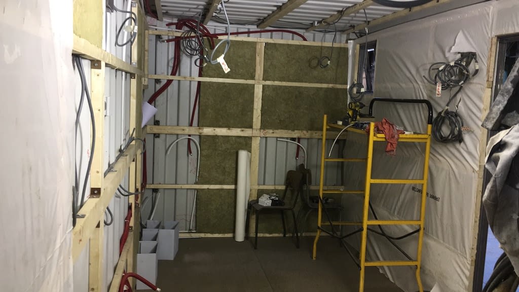 EBM – container et porte d'entrainement